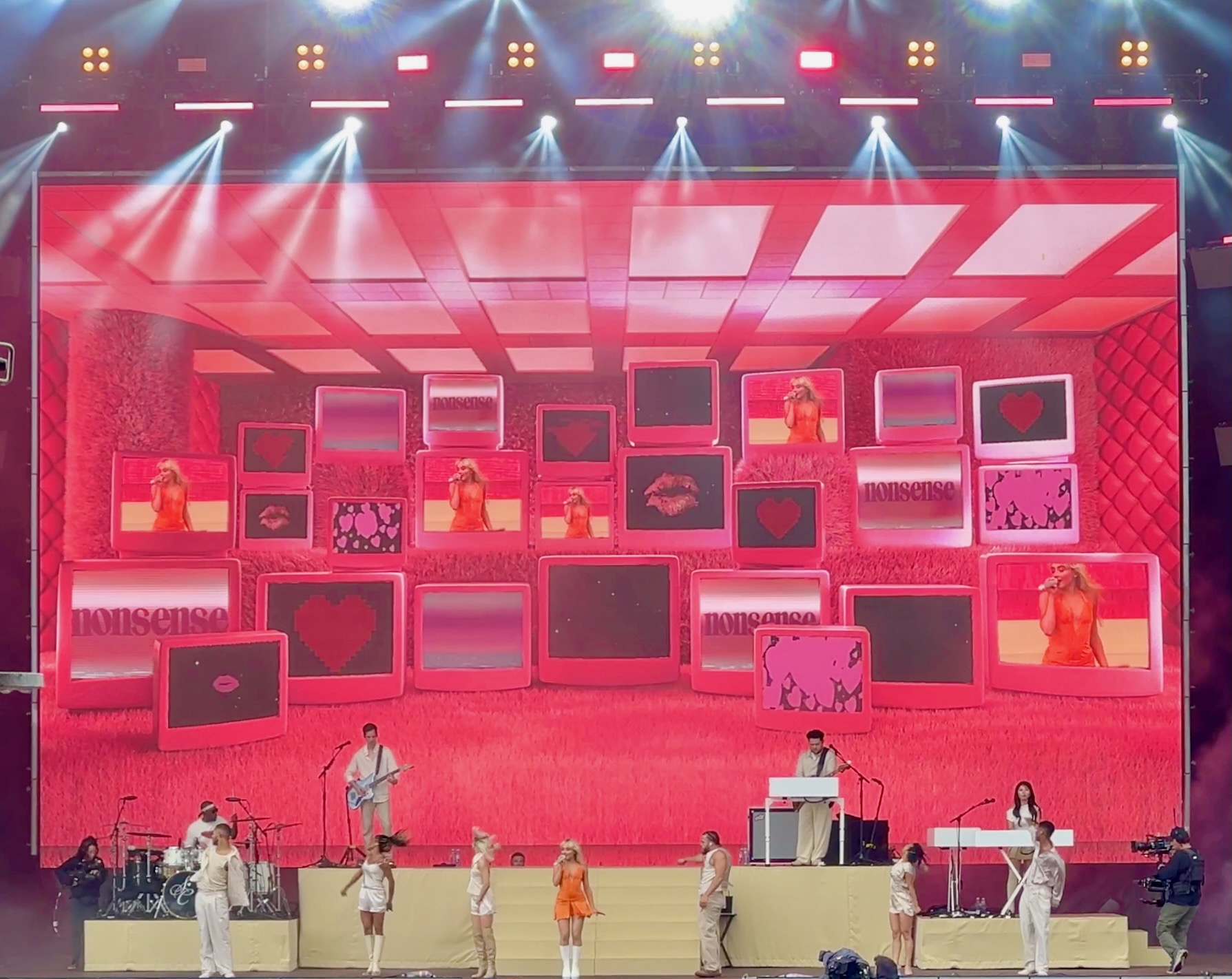 Sabrina Carpenter | Joe Catchpole